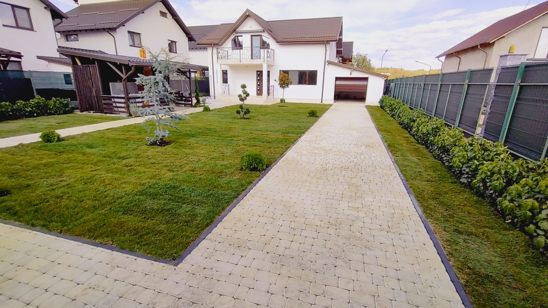 Amenajari gradini Peris